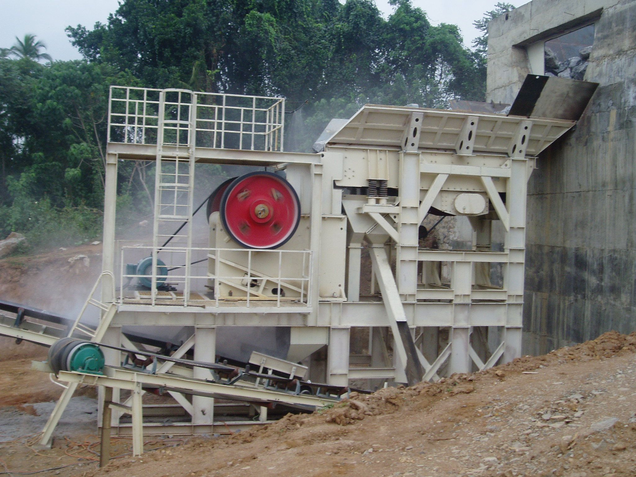 The process of river stone aggregate making - SANDMINE